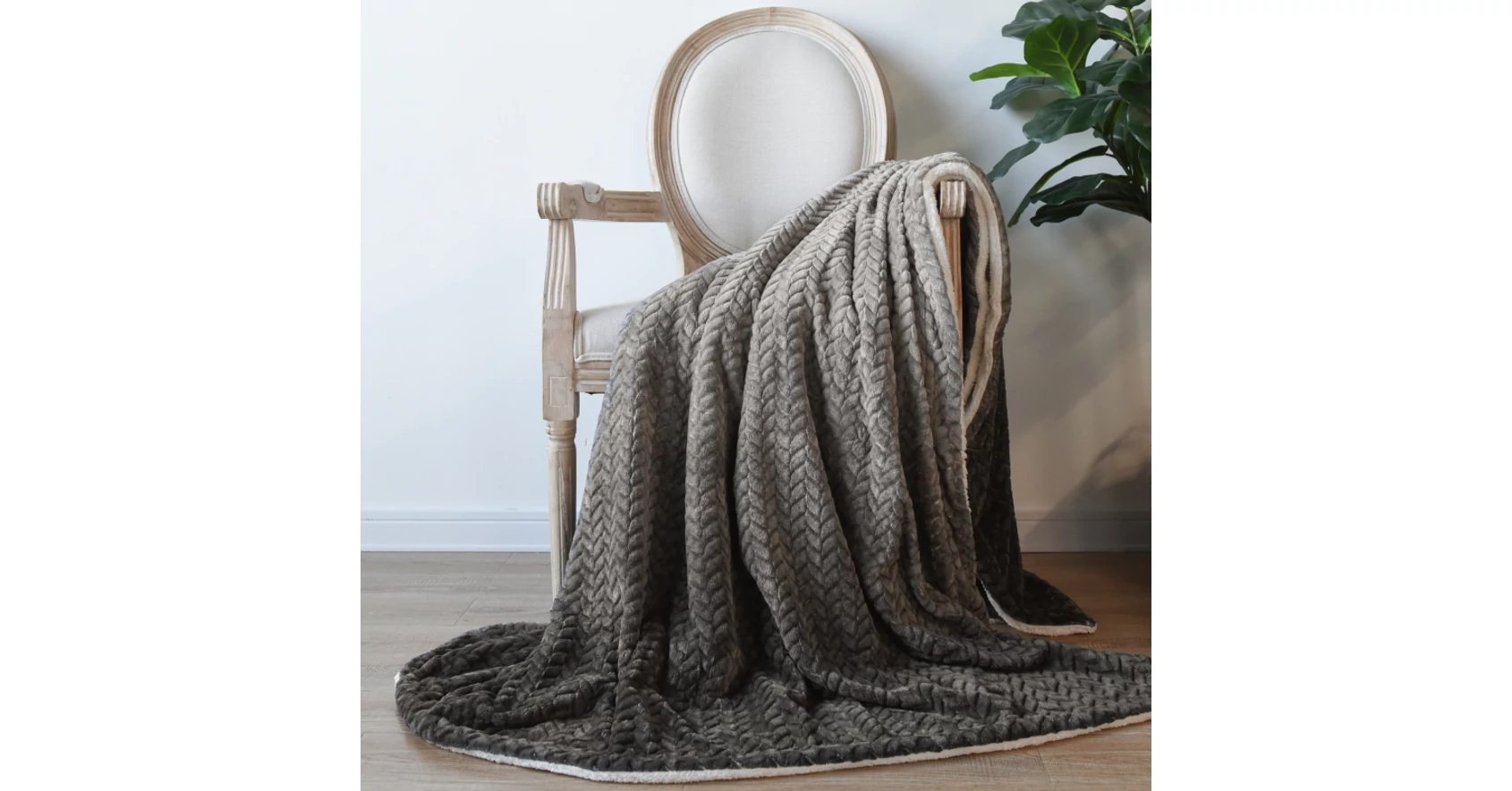 Szürke fonott mintás extra puha pléd